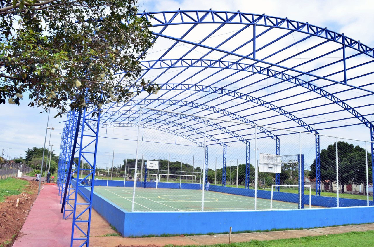 Quadra poliesportiva do Del Rey é coberta pela Prefeitura | RCIA Araraquara