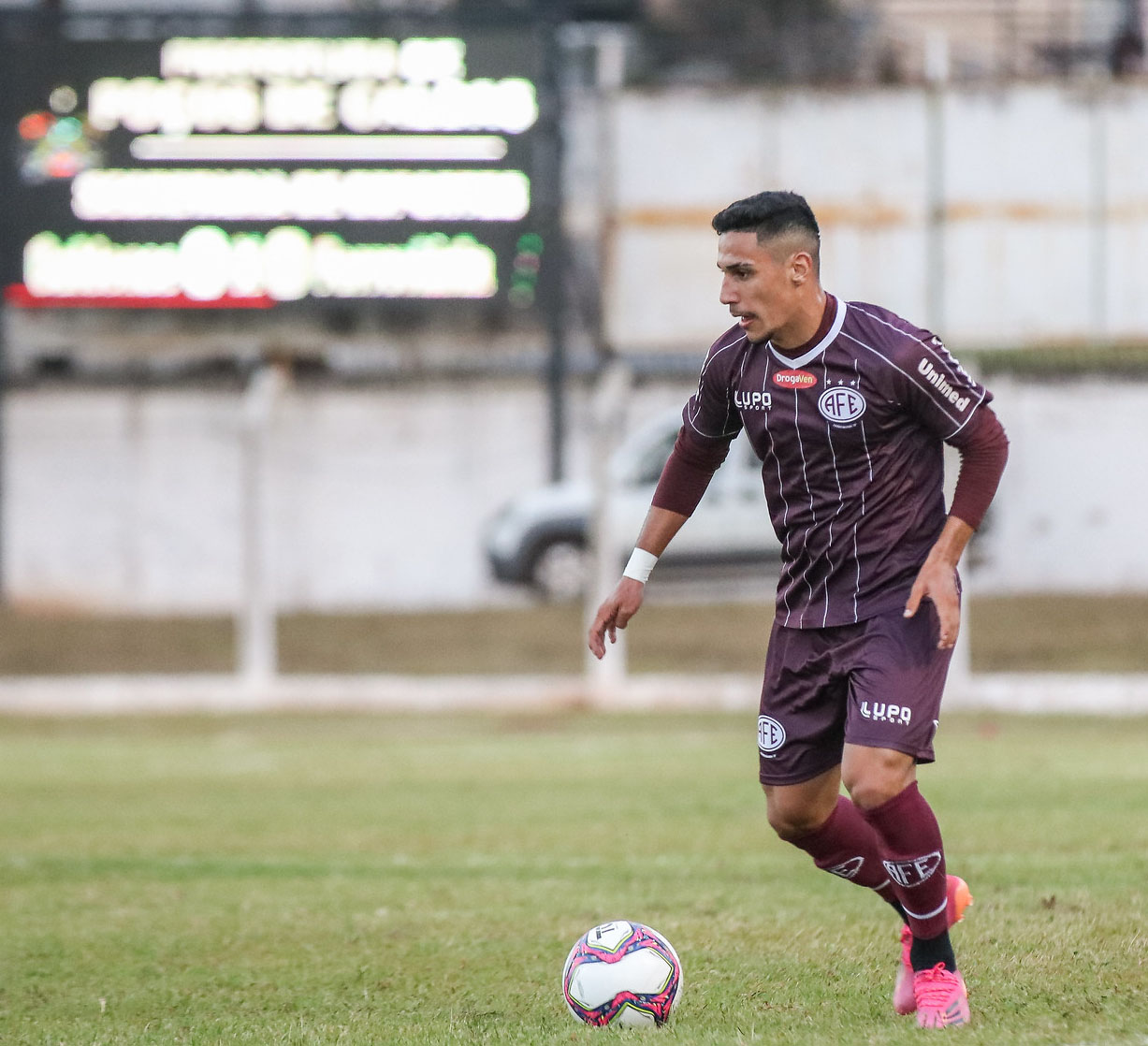 Ferroviária bate o Rio Branco-ES e chega a liderança do grupo no ...