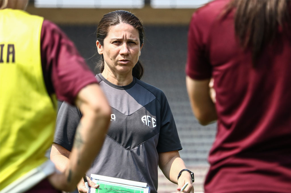Com estreia de treinadora, Ferroviária recebe o São Paulo pelo ...