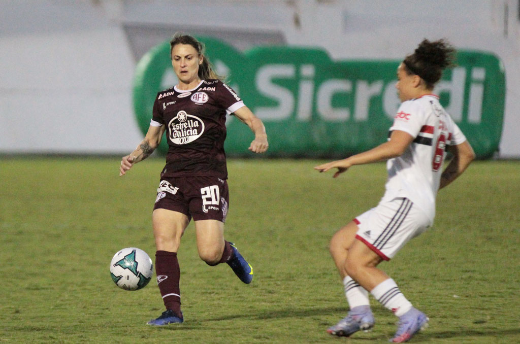 Jéssica de Lima cita pontos a serem melhorados na Ferroviária | RCIA ...