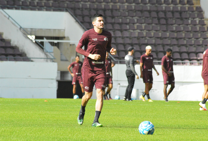 Vitor Barreto destaca união da Ferroviária na briga pelo acesso na ...
